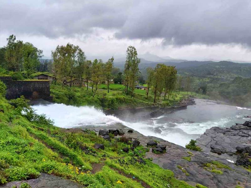 Bhandardara: 7 Beautiful Places to go in your next Vacation...