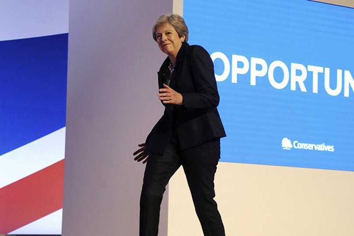 UK's dancing queen Theresa May enters Tory conference dancing ...