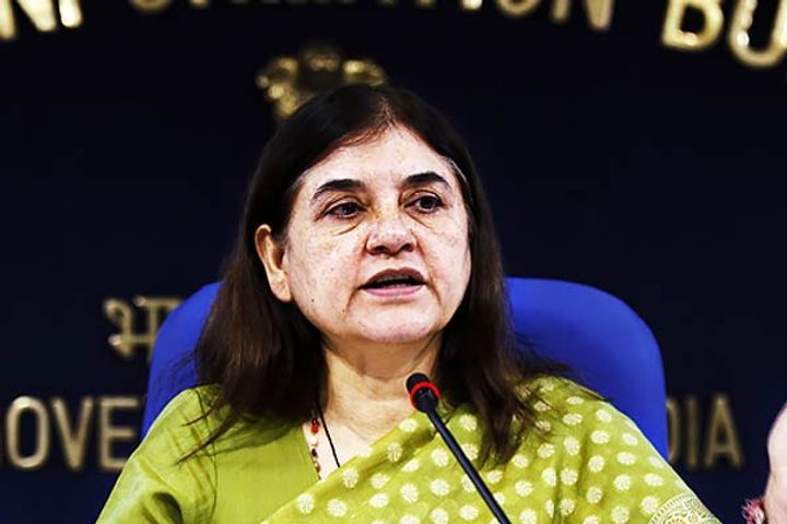Maneka Gandhi takes jibe at Mayawati says she charges Rs 15 crore per ...