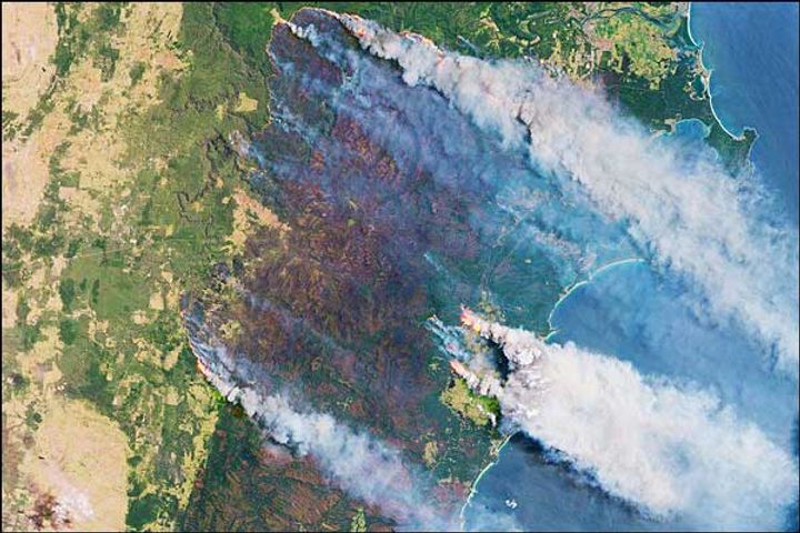 NASA satellite image captures the devastating Australian wildfires ...