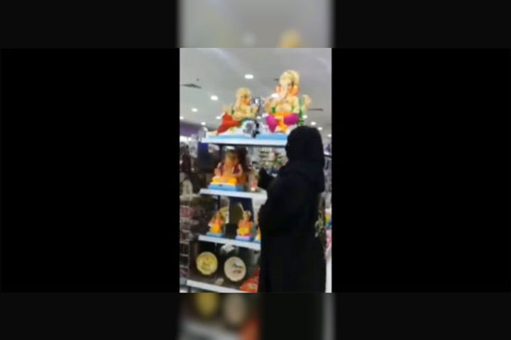 Burqa-clad woman breaks Hindu idols in a Bahrain mall, faces govt ...