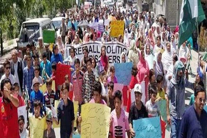 Massive protest in PoK for release of political prisoners, protestors ...